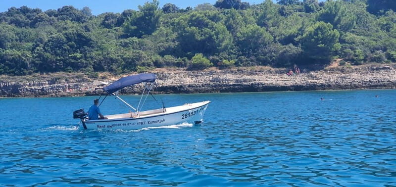 Rent a boat up to 6 person on Cape Kamenjak Nature Park