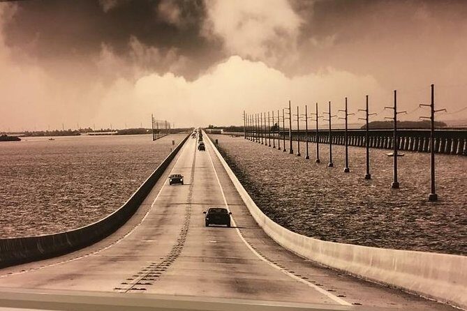 Round Trip Motorcoach Transfer to Key West from Miami - Key Points