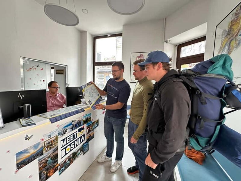 Sarajevo: Guided City Highlights Tour with Sarajevo Tunnel