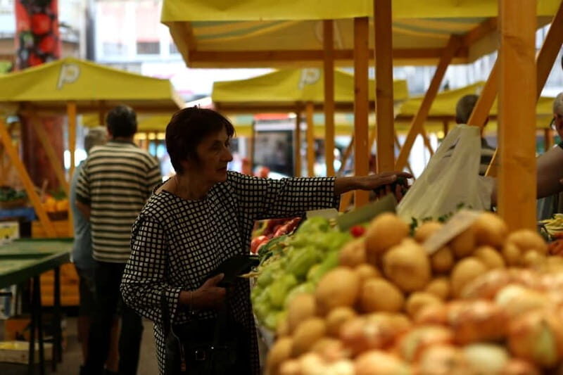 Sarajevo: Sarajevo City Market, Old Town Food Tasting Tour