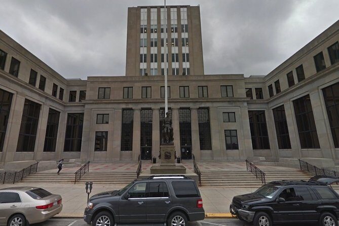 Self-Guided Fort Wayne Scavenger Hunt: Fun With Fort Wayne - Deep Dive into the Itinerary