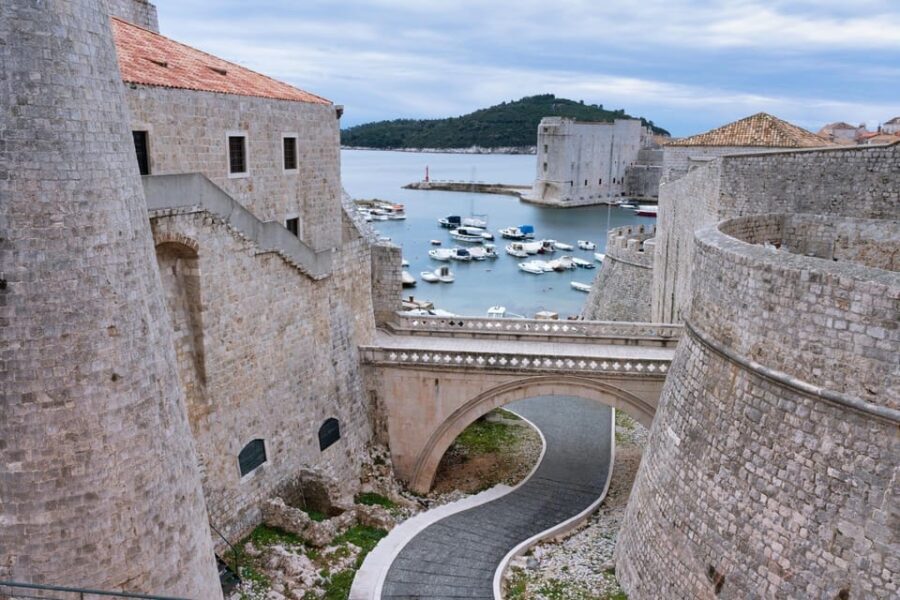 Skip-the-line Walls of Dubrovnik Lovrijenac Fortress Tour - The Itinerary: A Walk Through Dubrovnik’s Defenses