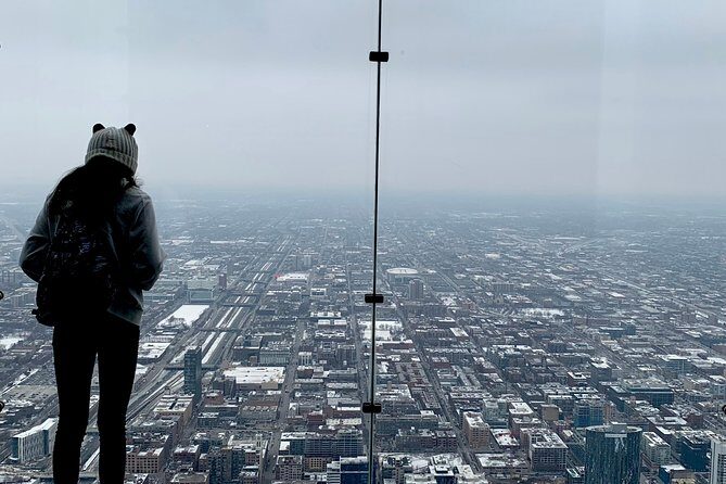 Skydeck Chicago Admission Ticket - An Authentic Look at the Skydeck Experience