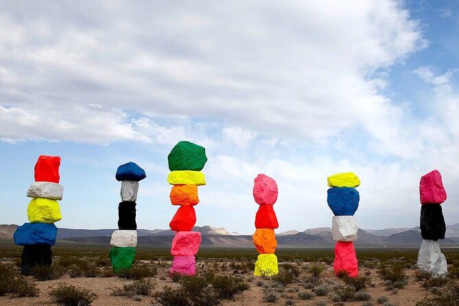 Small Group Grand Canyon, Hoover Dam and 7 Magic Mountains Tour - Deep Dive: What Makes This Tour Stand Out?