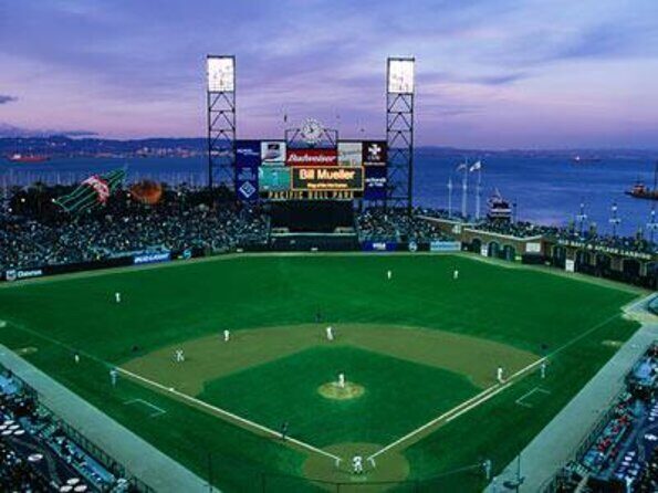 Stand-Up Paddleboarding in San Francisco's Mission Bay - Key Points