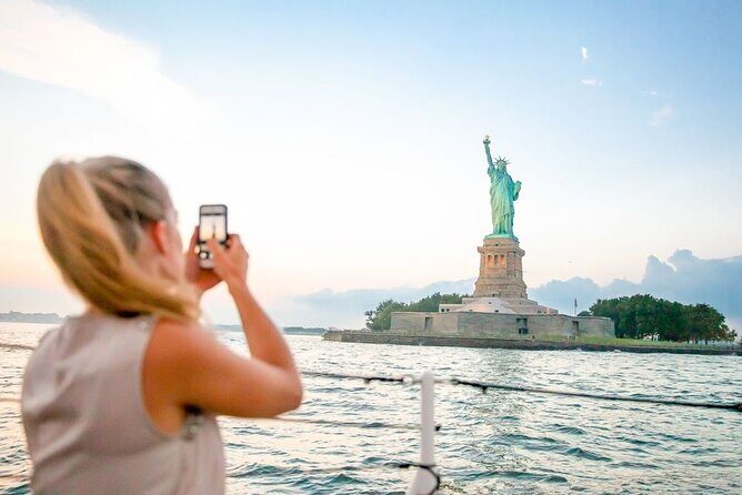 Statue of Liberty Ferry Boat Pass - The Experience from a Traveler’s Perspective