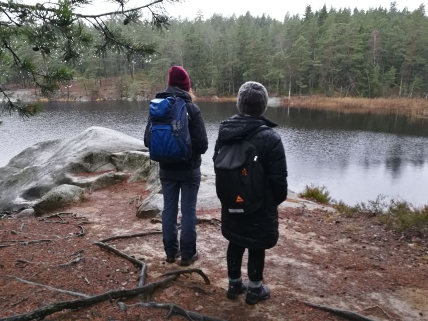 Stockholm: Nature Hike with Campfire Lunch