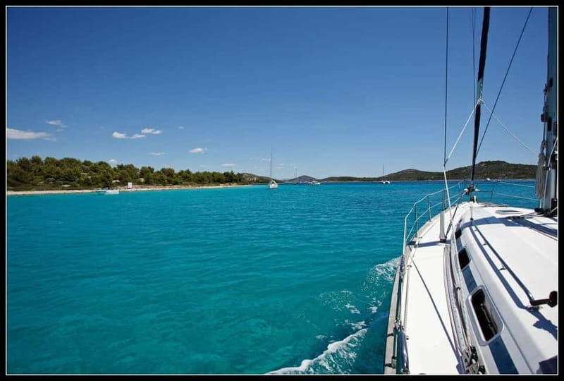 Sukosan: 7-Day Dalmatia Yacht Cruise Croatia. Luxury jacht.