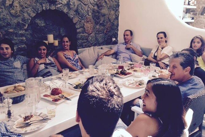 Traditional Lunch or Dinner with Drinks in Mykonos
