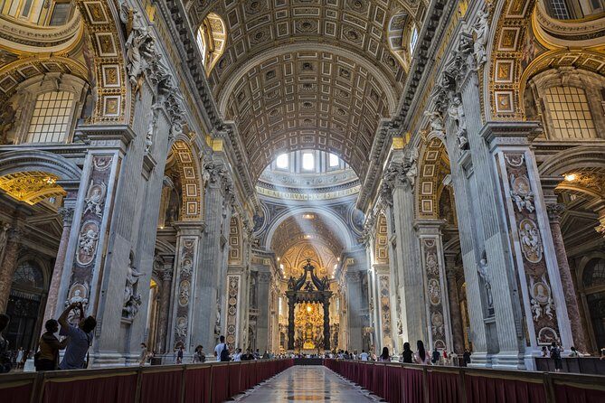 Vatican private tour Museums and Sistine Chapel with Raphael rooms - Key Points