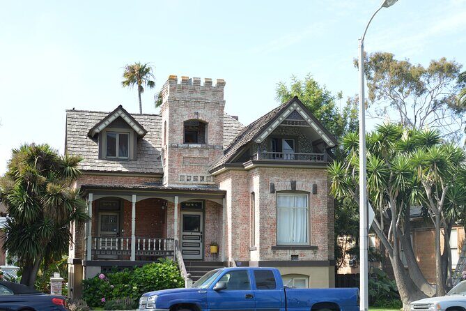 Ventura Scavenger Hunt Walking Tour and Game - The Itinerary: What to Expect