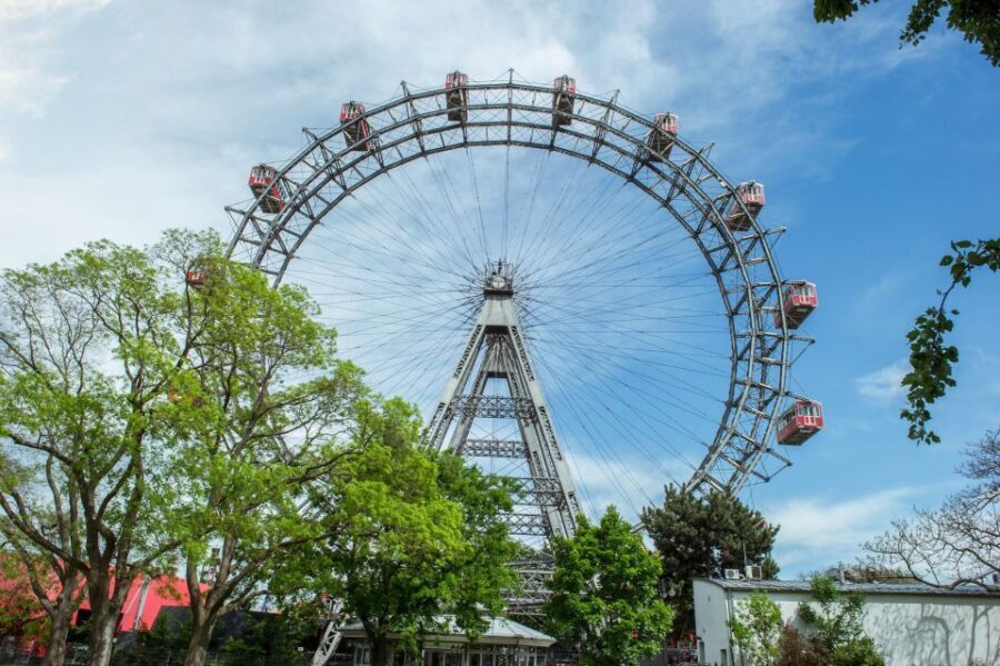 Vienna: Skip-the-cashier-desk-line Giant Ferris Wheel Ride - Authenticity and Cultural Significance