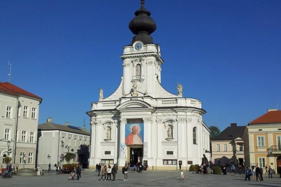 Wadowice, Kalwaria and Lagiewniki: John Paul II Tour - What Makes This Tour Stand Out?