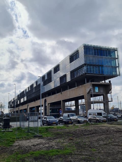 Walk on and around the NDSM site - The practicalities