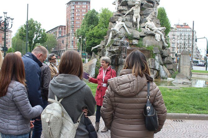 Walking Tour in small groups in English