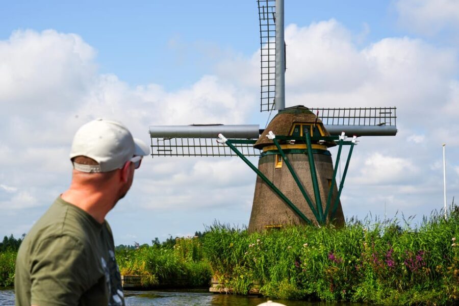 Warmond: Windmill Cruise and Keukenhof Entry Ticket