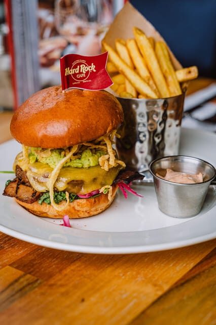 Warsaw: Burger menu at Hard Rock Cafe with Skip-the-Line - The Experience: What to Expect