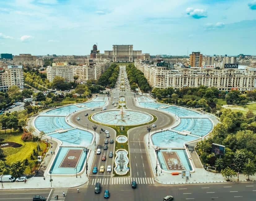 Bucharest Tour: Parliament, Ceausescu House & Village Museum