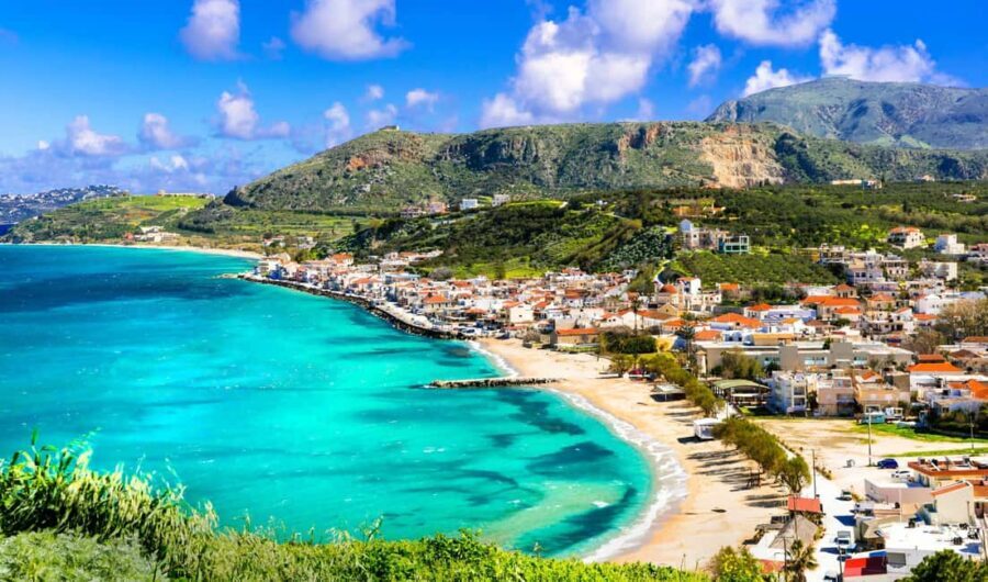 Chania/Souda: Gulf Cruise with Beaches,Caves & hotel Pick Up