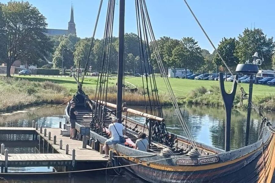 Day tour to: Cathedral, Viking Ships & a renaissance Palace