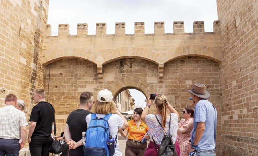 Discover Alcudia's Hidden Gems: Walking Tour of the Old Town