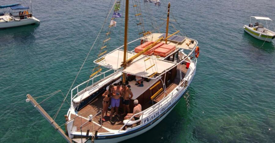 From Chania: Boat Trip to Lazaretta Island with Swim Stop