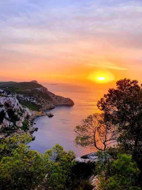 Ibiza: Private Hiking Tour with Local Guide