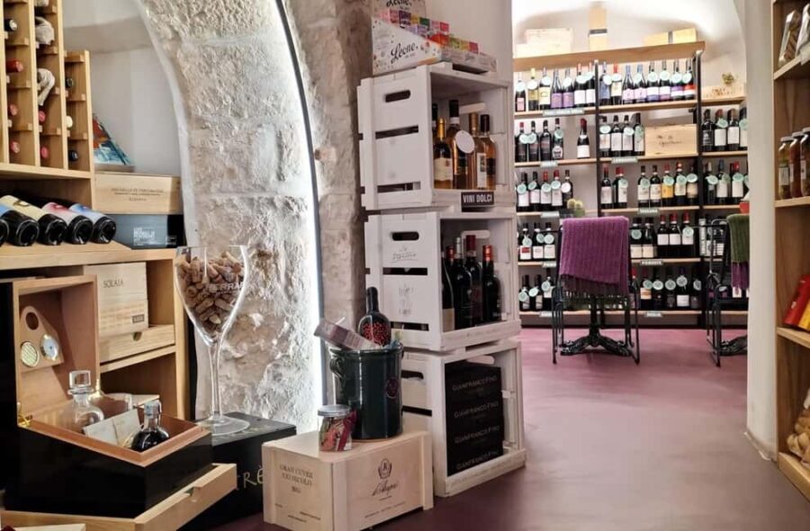 Locorotondo: Wine Tasting with Sommelier