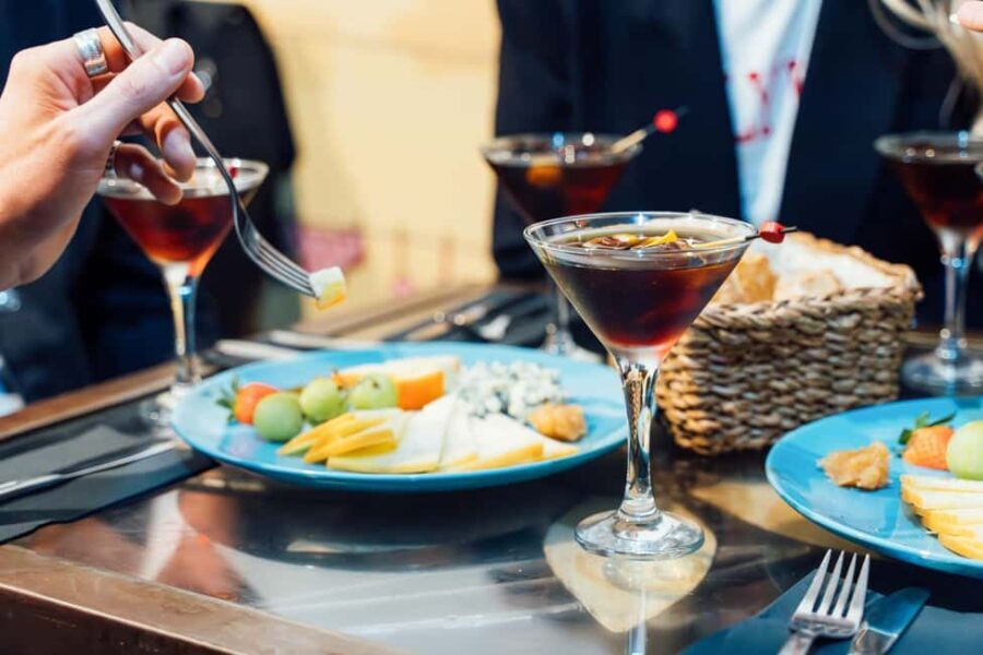 Madrid: Guided Tapas Food Tour with Dinner