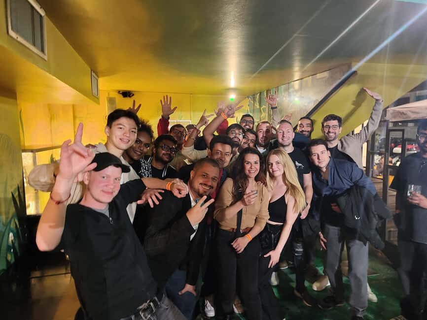 Milan: VIP Nighttime Corso Como Crawl to 2 Bars and 2 Clubs