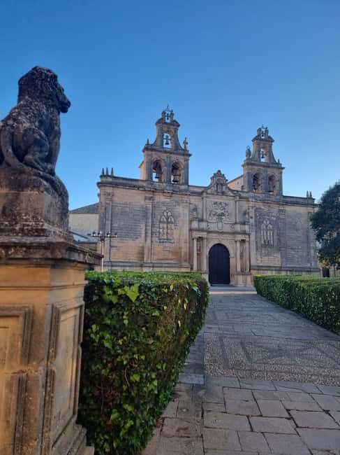 Monumental Úbeda: tour + admission to monuments + Alcázar viewpoint - What to Expect on the Day