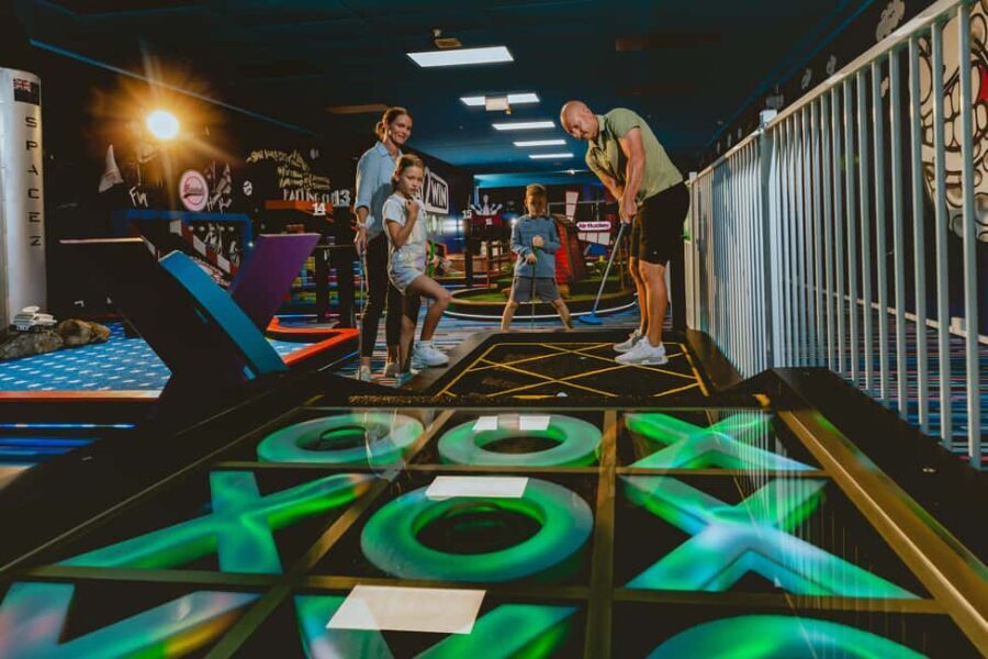 Oldenburg: Puttbrothers Adventure Mini Golf