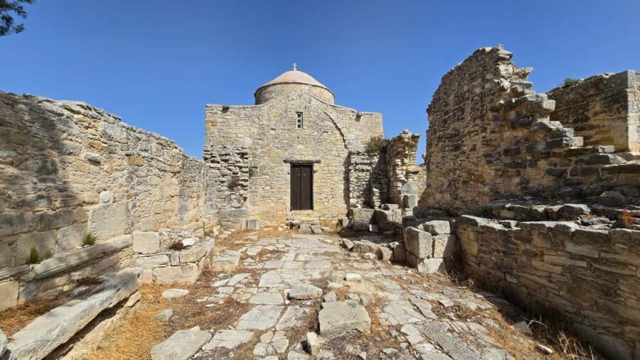 PRIVATE TOUR | Troodos Mountain: Waterfall, Villages & Lunch