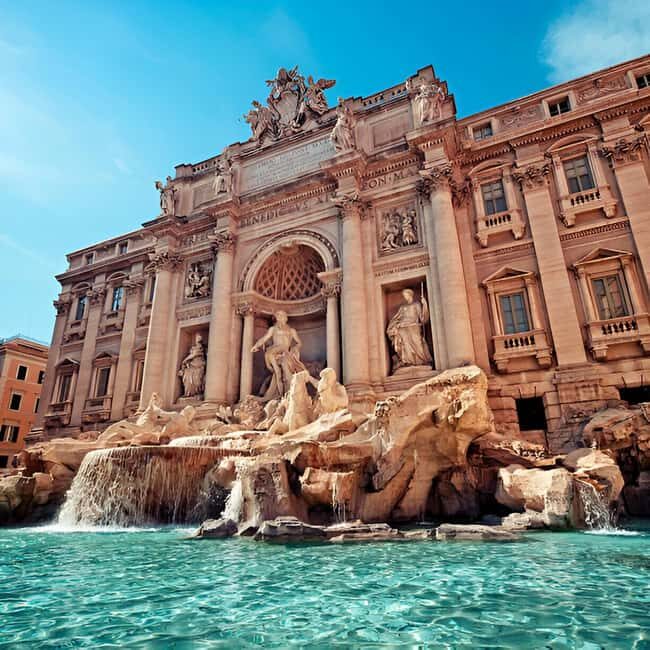Rome: Walking Tour with Coffee, Trevi Fountain, & Forum