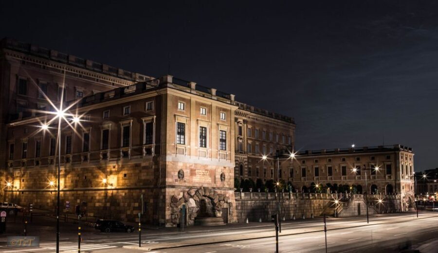 Stockholm: Private Walking Tour with a Local