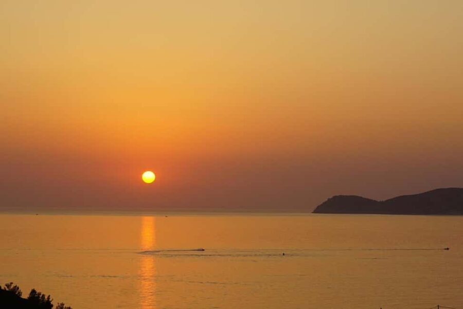 Sunset Boat Trip with Drinks and Swim Stop to South Rethymno
