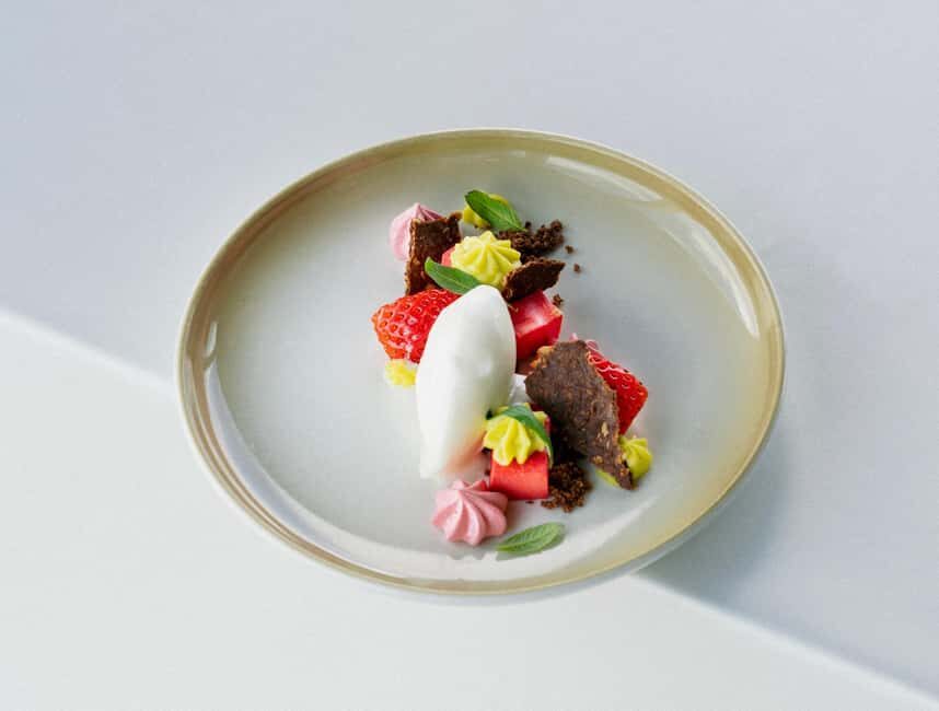 Ulriken, Bergen: Enjoy a 3-course lunch with panoramic views