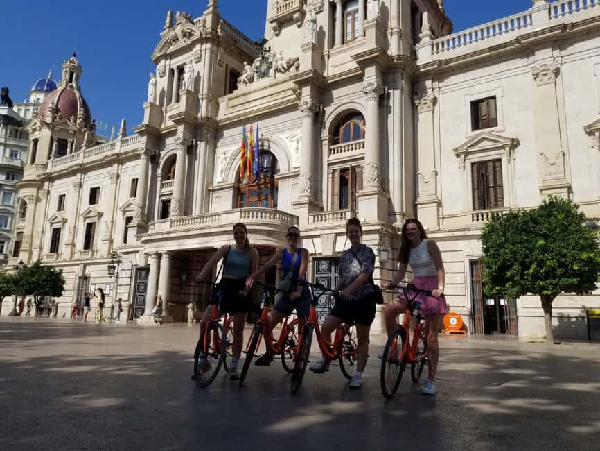 Valencia: Immersive Bike & E-Bike Storytelling Tour & Photos