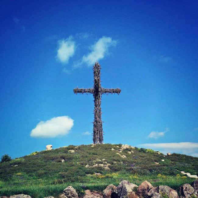 Yerevan: Day Tour to Amberd Fortress, Aragats and Kari Lake