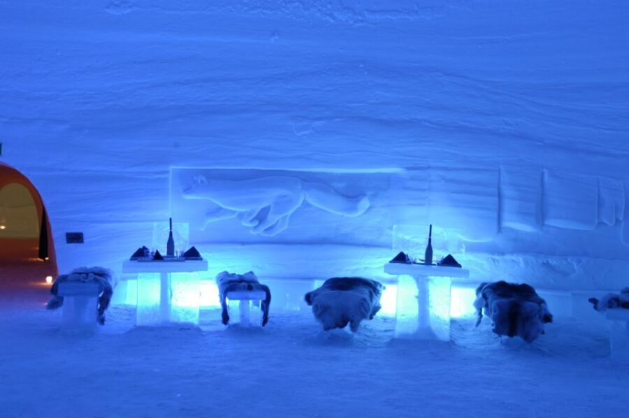 Ylläs: Snowmobile Tour to Arctic Snow Village & Snack