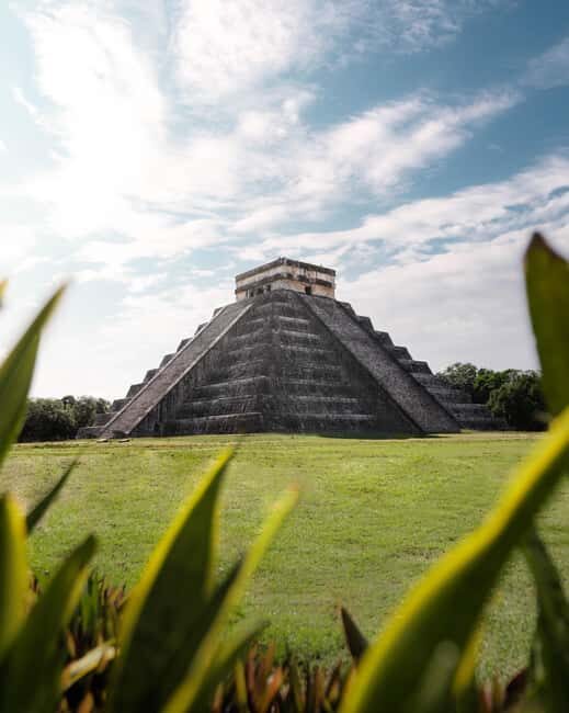 Chichen Itza On-Site Guided Tour with Certified Local Expert - The Itinerary: What to Expect