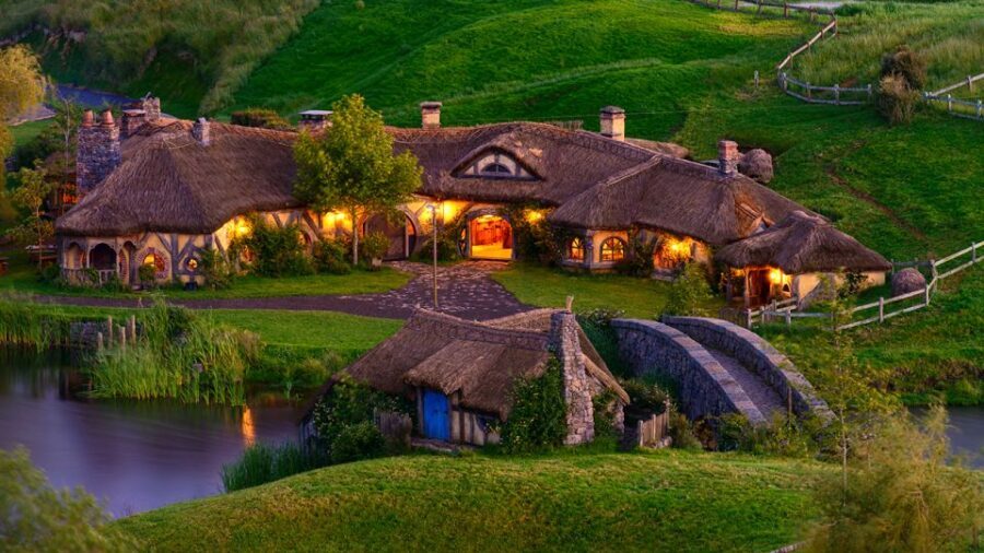 From Auckland: Hobbiton Movie Set Full-Day Trip - Authentic Experiences Laid Bare