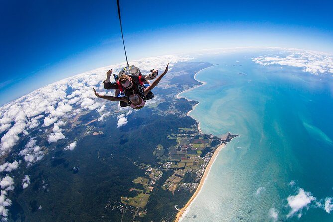 From Cairns: Tandem Skydive Experience over Mission Beach - Who Will Love This Experience?