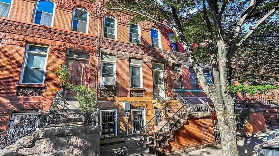 Home visit in Brooklyn & tour of the Bushwick Collective street art - Exploring the Bushwick Collective