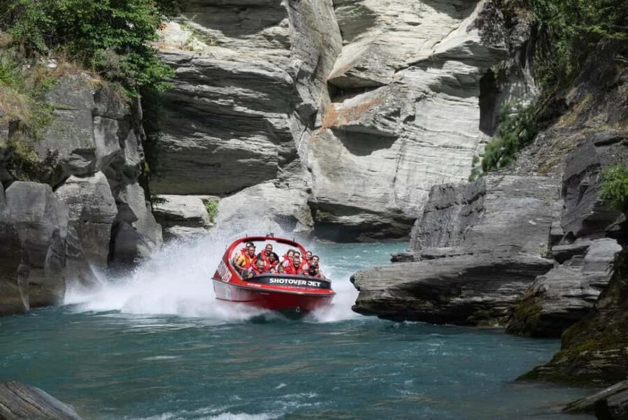 Queenstown: Shotover River Extreme Jet Boat Experience - What Makes This Experience Stand Out?