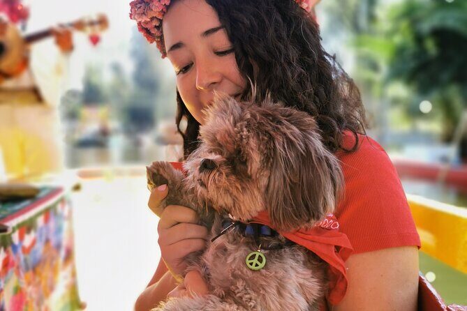 Xochimilco & Mexican Party with Guacamole & Unlimited Drinks - Who Will Love This Tour?