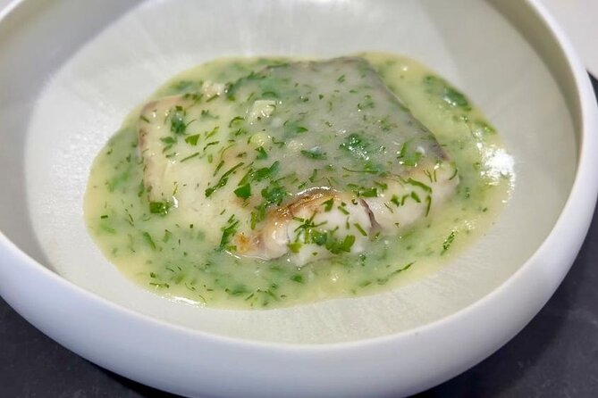Basque Cooking Experience: Market Tour & Hands-On Class English - Exploring the Market: A Feast for the Senses