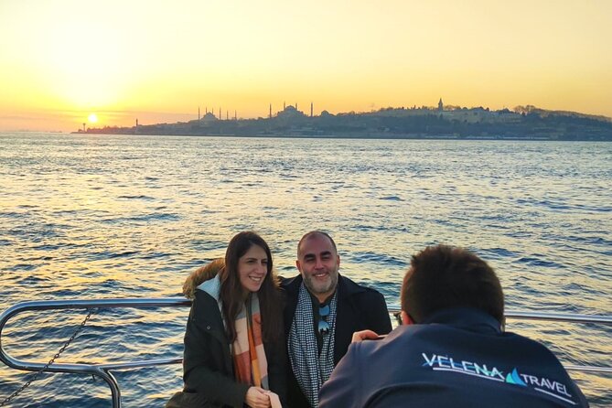 Bosphorus Sunset: An Enchanting Yacht Cruise in Istanbul - What to Expect from the Bosphorus Sunset Cruise