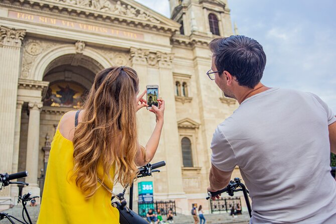 Guided Tours in Budapest on Luna e-Scooter - A Close Look at the E-Scooter Experience in Budapest