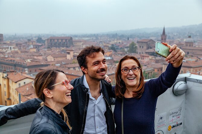 Highlights & Hidden Gems With Locals: Best of Bologna Private Tour - Key Points